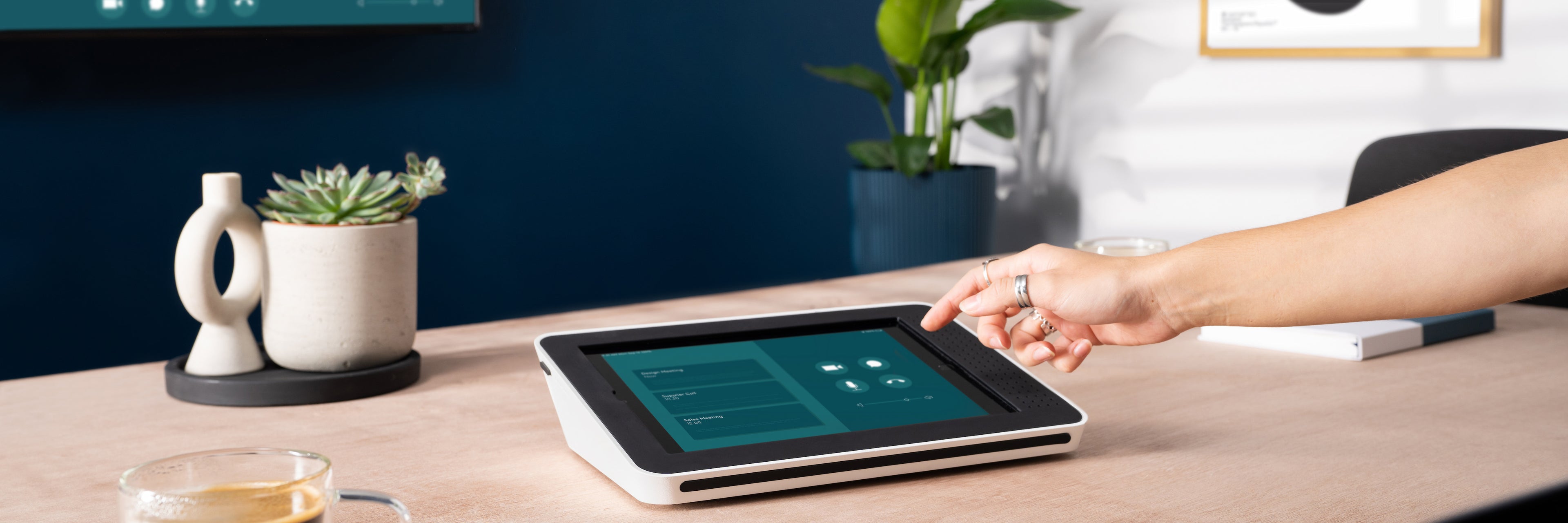 iPad Zoom Room Controllers - Bouncepad