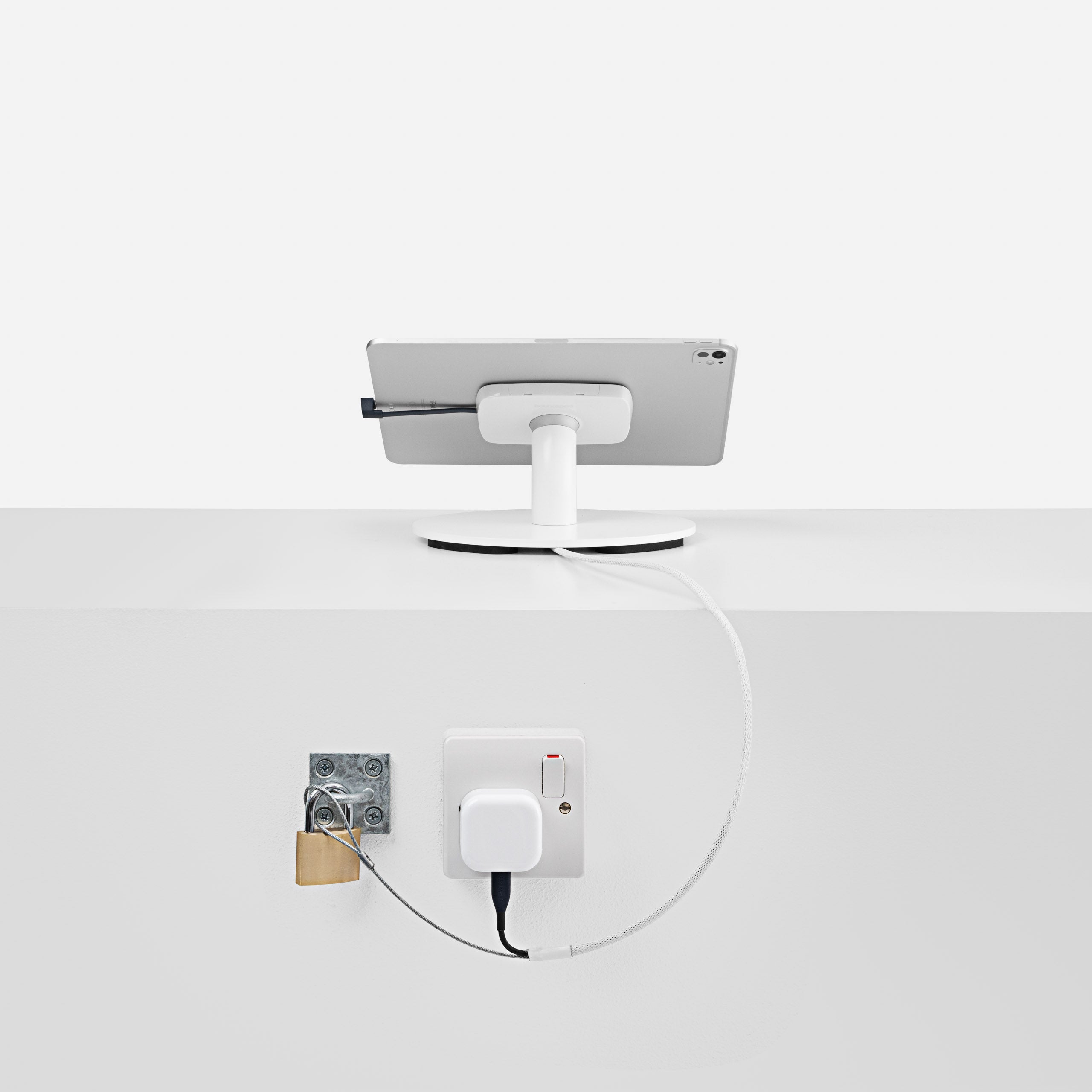 Tablet & iPad Kiosk Stand | Bouncepad Core Counter